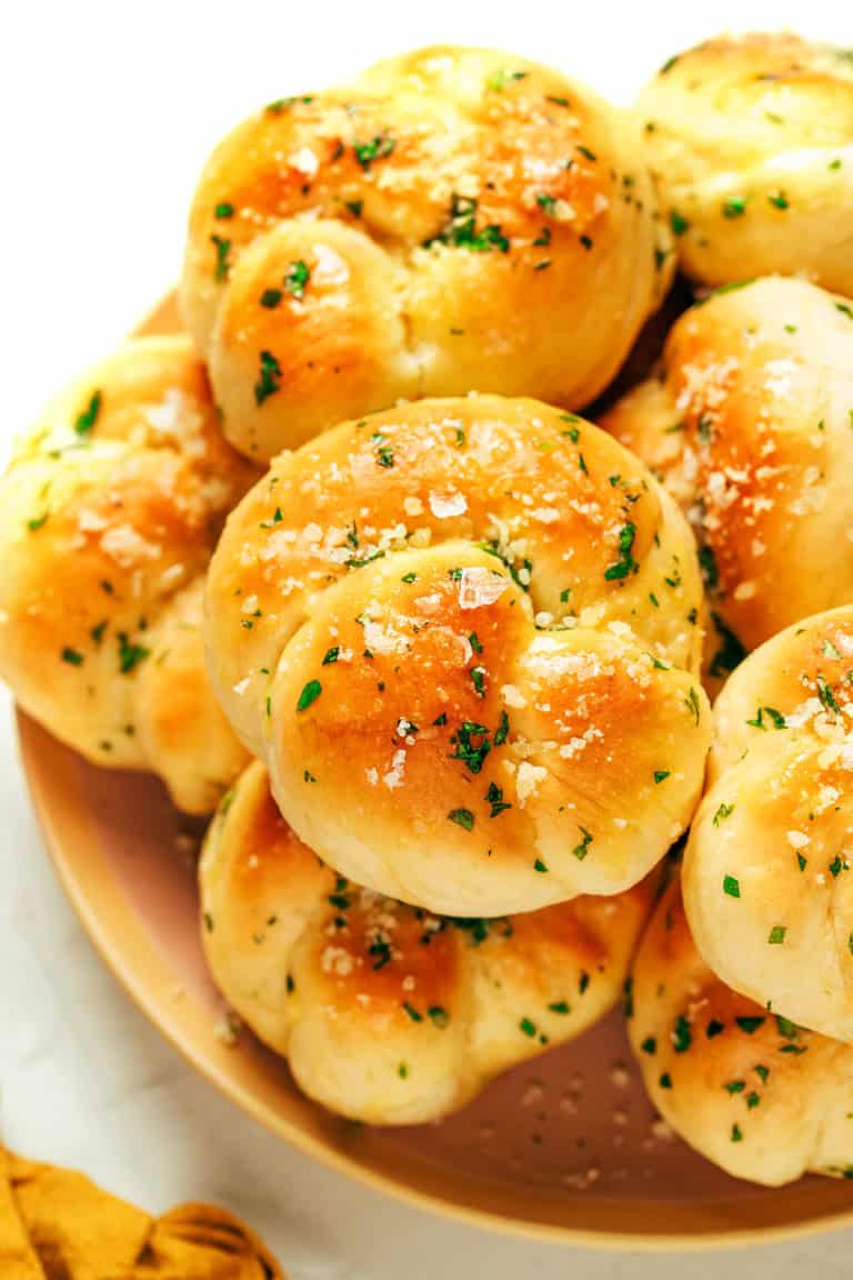 Garlic Knots Recipe | Gimme Some Oven